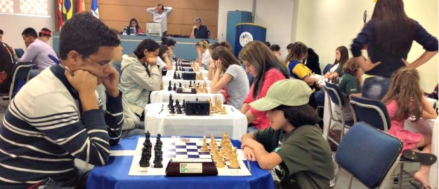Campeonato de xadrez reúne 70 competidores de todo o país | FURB